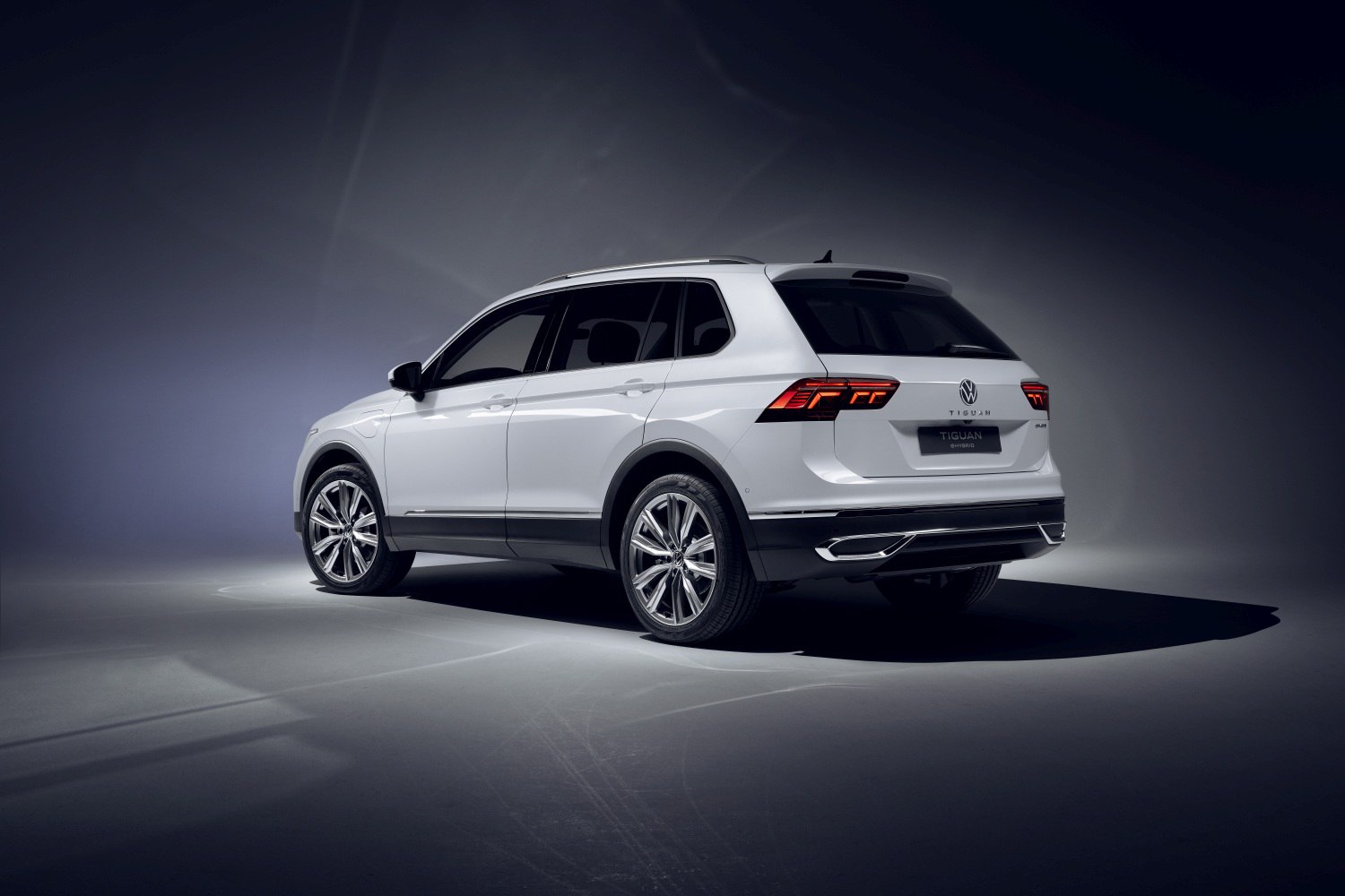 Volkswagen Tiguan II (facelift 2020) R-Line 1.5 TSI (150 Hp) ACT DSG